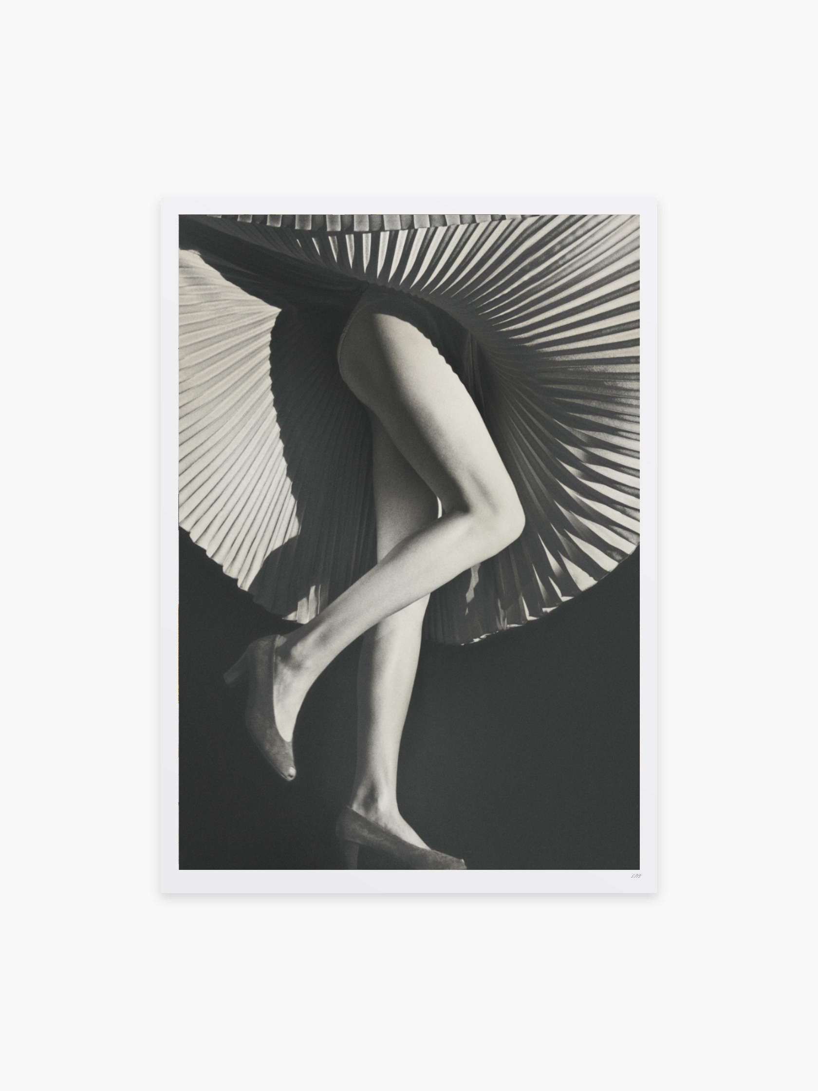 Hatter - Premium Archival Pigment Print by Henrik Bülow – Mankovsky Gallery